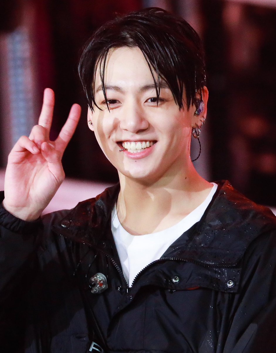 ππ€π‘πππ£ π
π ππ£ππ«ππ§π¨π On Twitter 10 Years Of The Smile That Makes Us