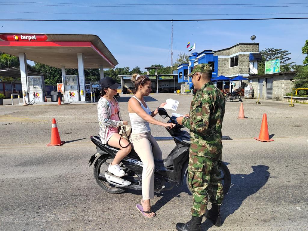 Sexta División del Ejército Nacional on Twitter: "Mediante un puesto de control, tropas del ...