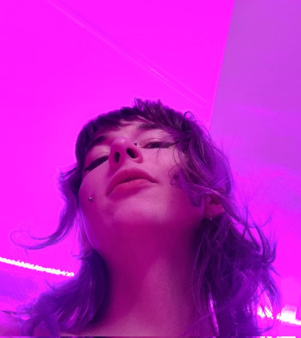 TW Pornstars - Lily Kitsune 🏳️‍⚧️💜. Pictures and videos from Twitter.