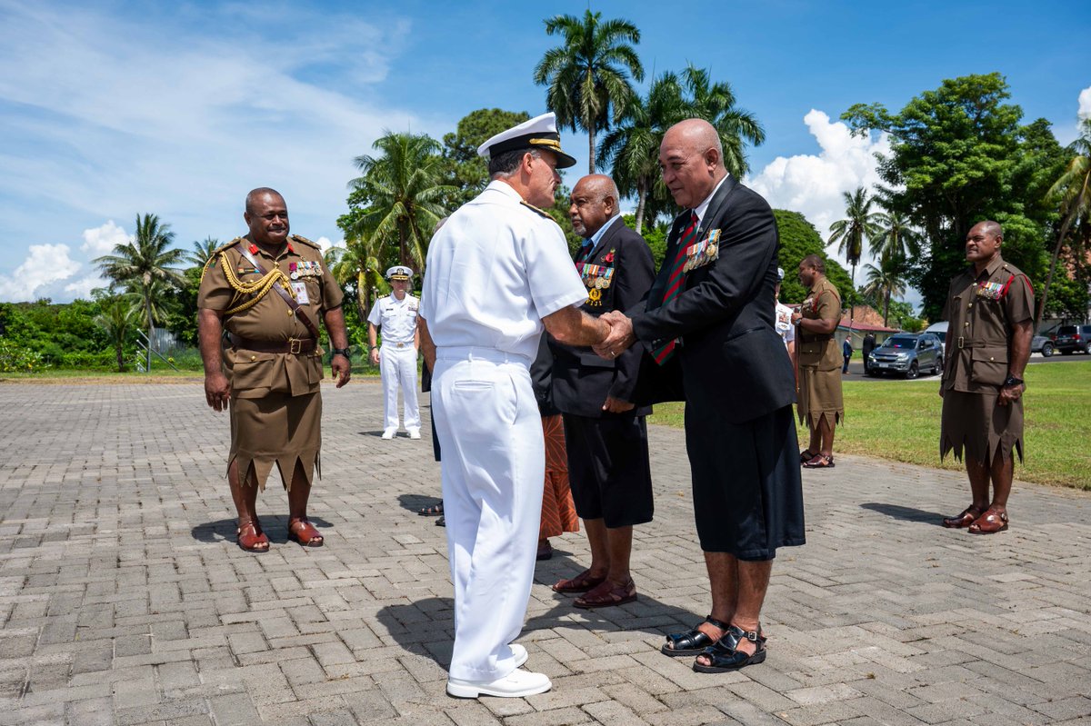 U.S. Indo-Pacific Command on Twitter: "#USINDOPACOM Commander Adm. John C. Aquilino honors ...
