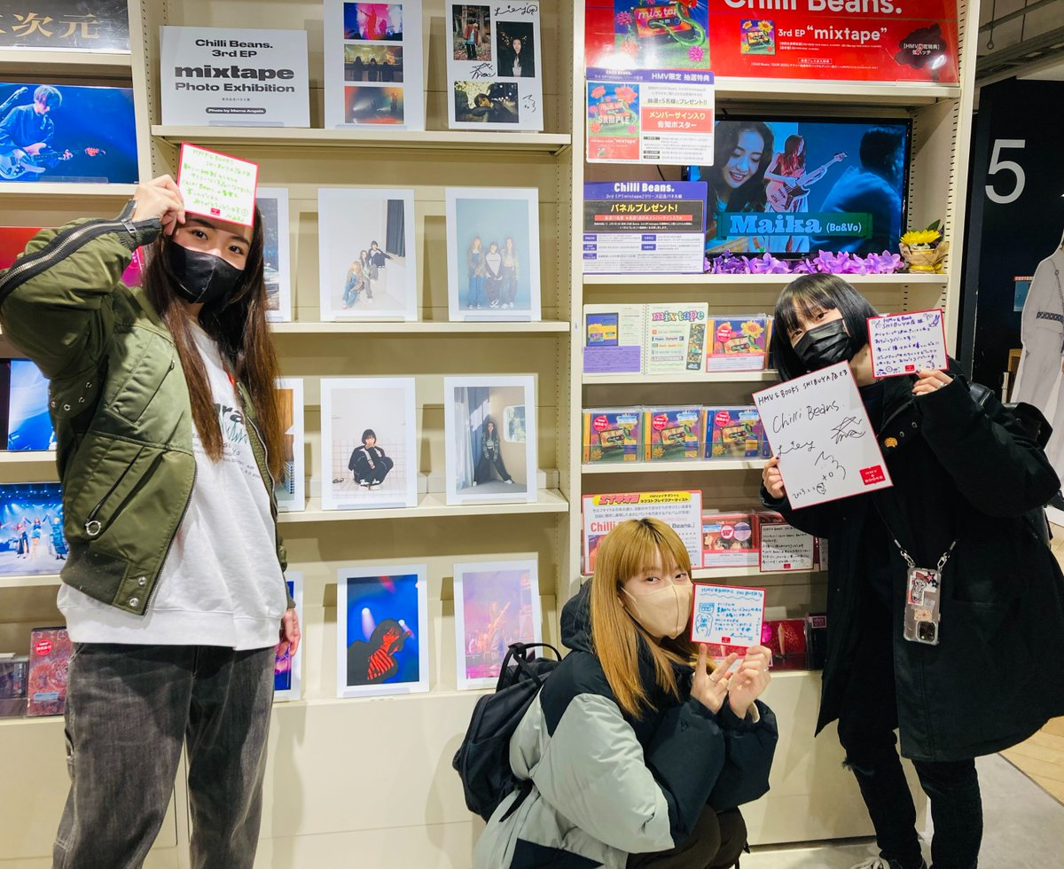 HMV&BOOKS SHIBUYA on Twitter: "【#ChilliBeans】 3rd EP『mixtape』をリリースしたChilli Beans.の皆さんがご来店くださいました ...