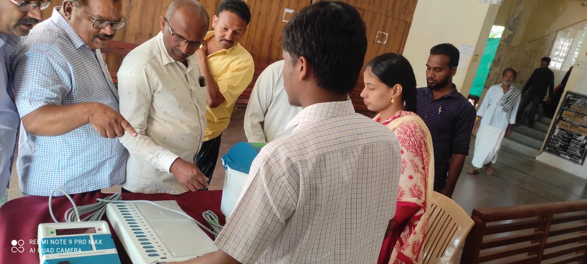 Chief Electoral Officer, Karnataka on Twitter: "Karnataka Assembly Election-2023, EVM ...