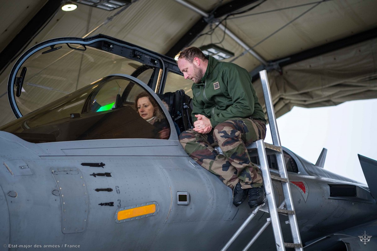Armée de l'Air et de l'Espace on Twitter: "Dans le cadre de la mission eAP, l’ambassadrice de ...