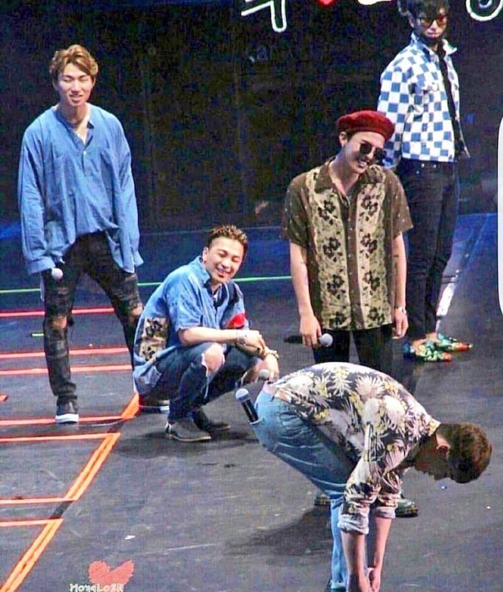 Liming on Twitter: "永远会被这张照片感动，最好的五个人，最好的BIGBANG👑 #BIGBANG"