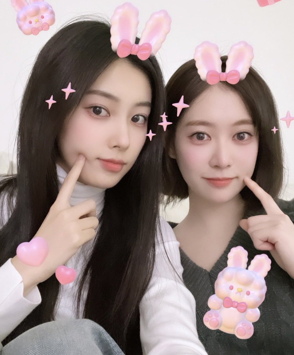 hyewon pics ☁️ on Twitter: "bubble update"