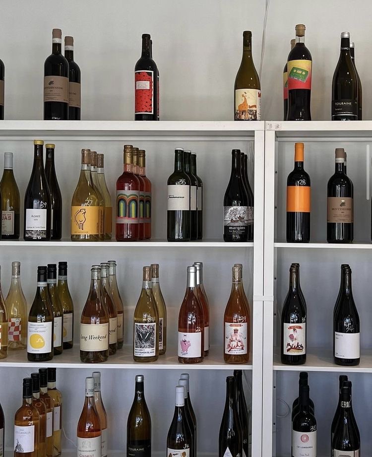 𝓰. on Twitter: "running errands, weights day at the gym, planning my trip to hawaii, deep ...