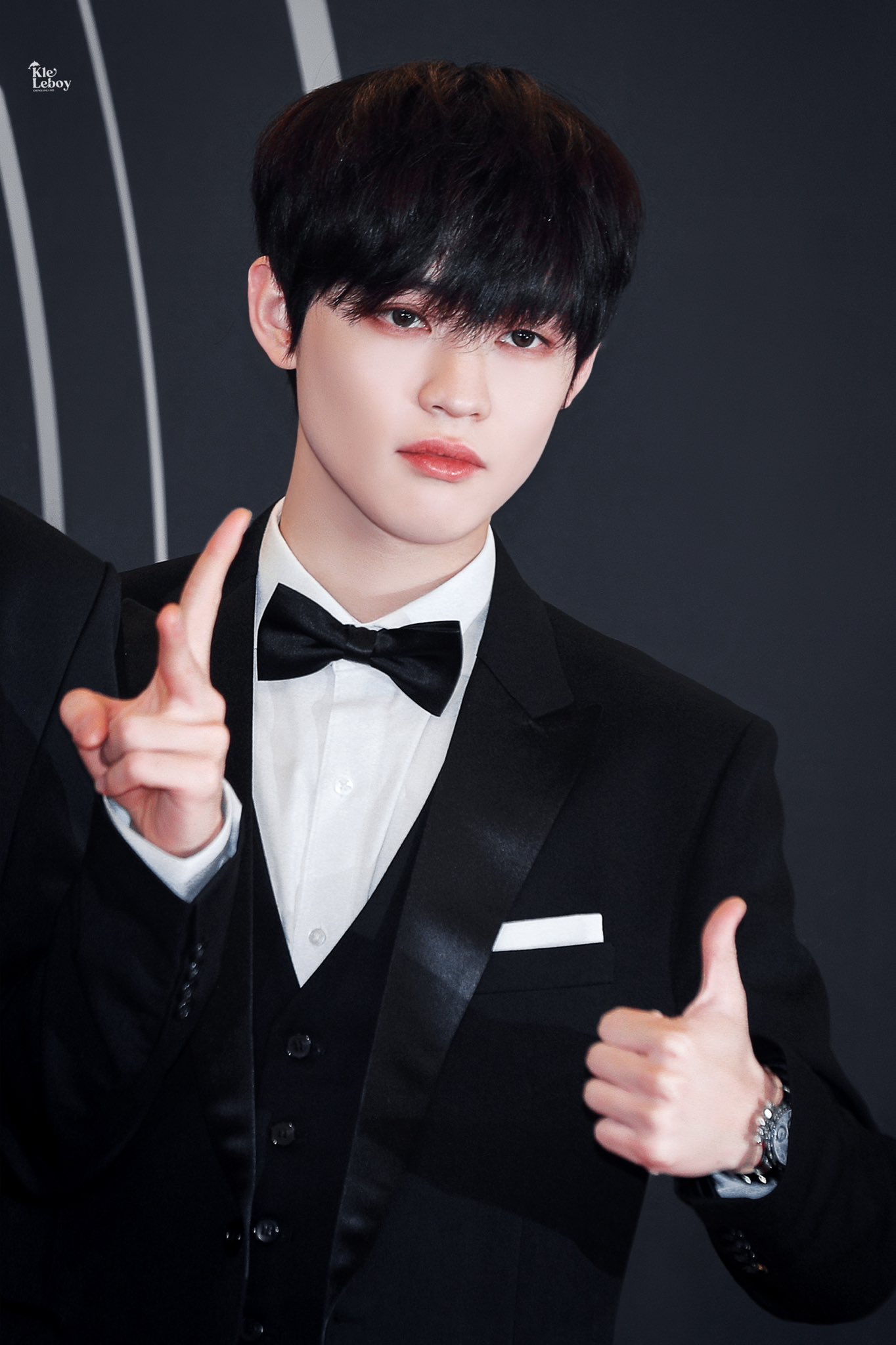 K1e_Leboy on Twitter: "230119 SMA red carpet ｜HD #CHENLE #천러 #钟辰乐 #辰乐 #NCT #NCTDREAM https://t ...