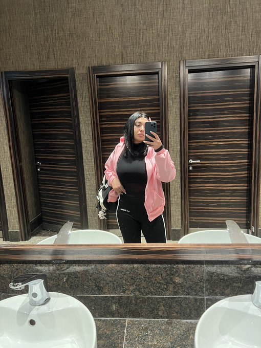 TW Pornstars - Alexandra Doremi. Pictures and videos from Twitter. Page 4