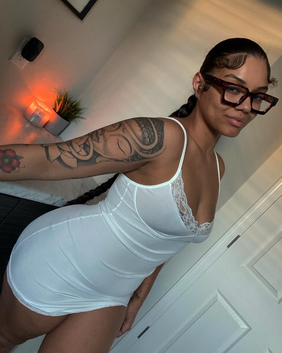 IG: Theonlysafariiiii on Twitter: "🤍 http://linktr.ee/theonly_safarii"