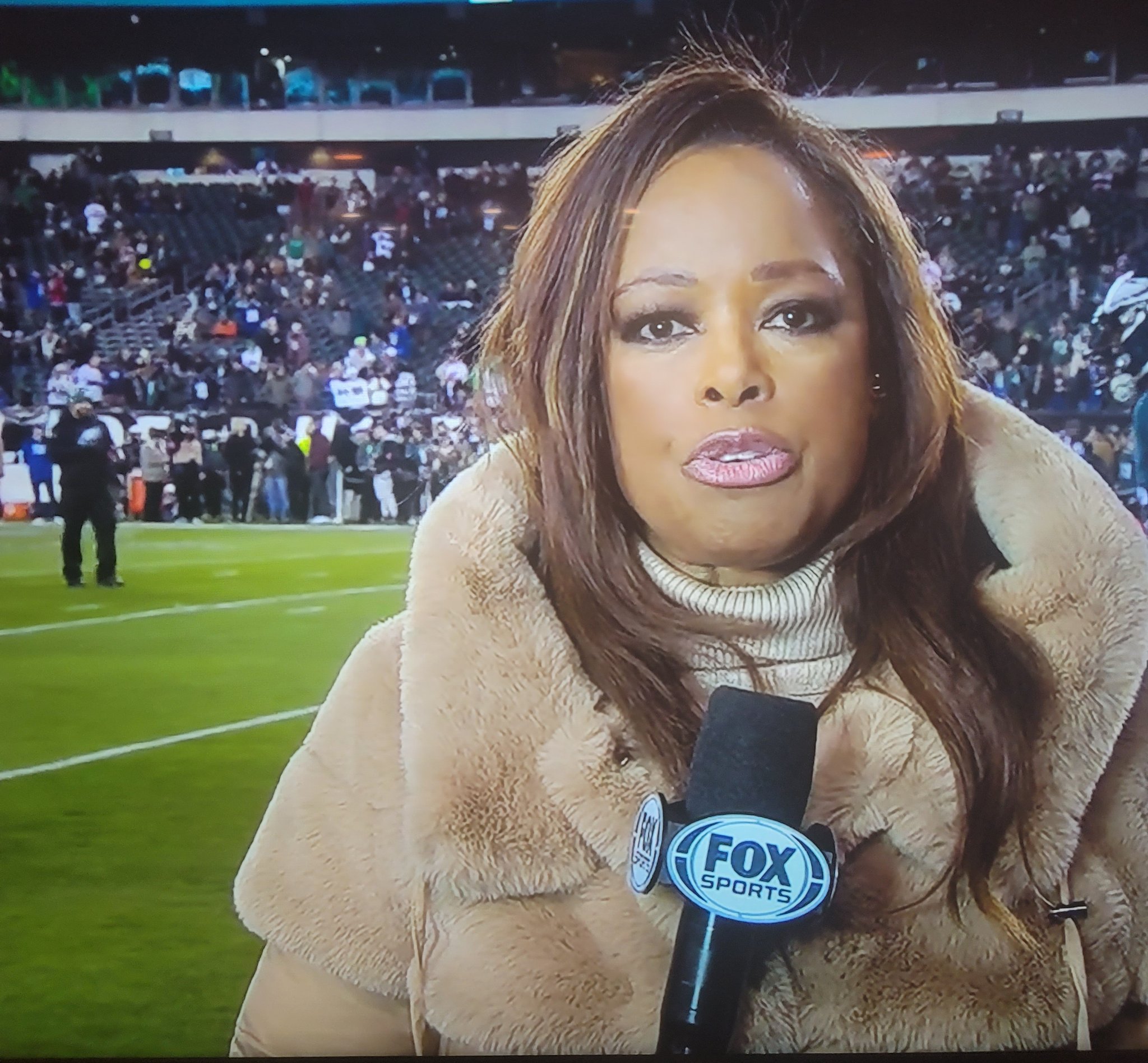 Pam Oliver Hair