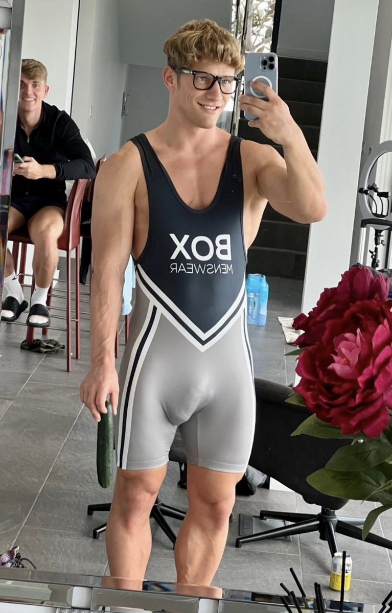 SILVERBACK on Twitter: "#Silverback"