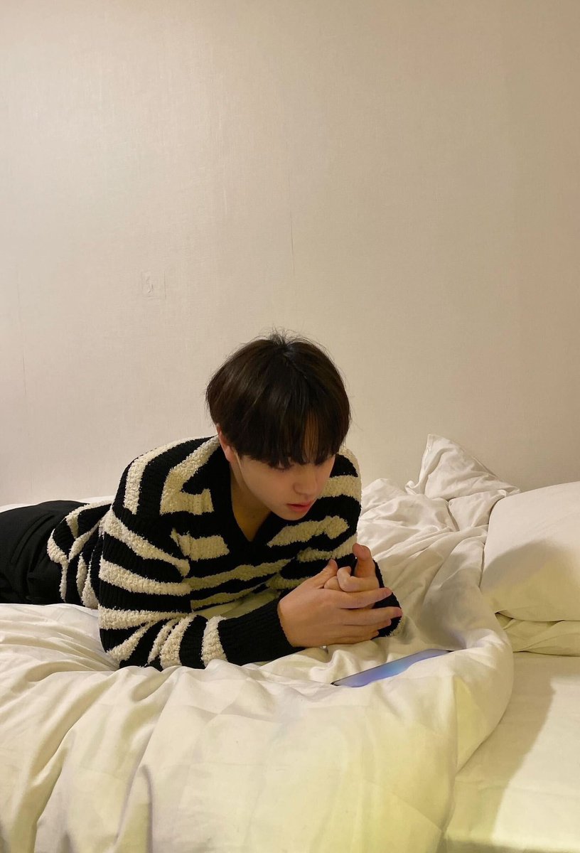 &TEAM translations on Twitter: "230122 WEVERSE #FUMA TAKI is next to me. 🐙 #andTEAM @andTEAM ...