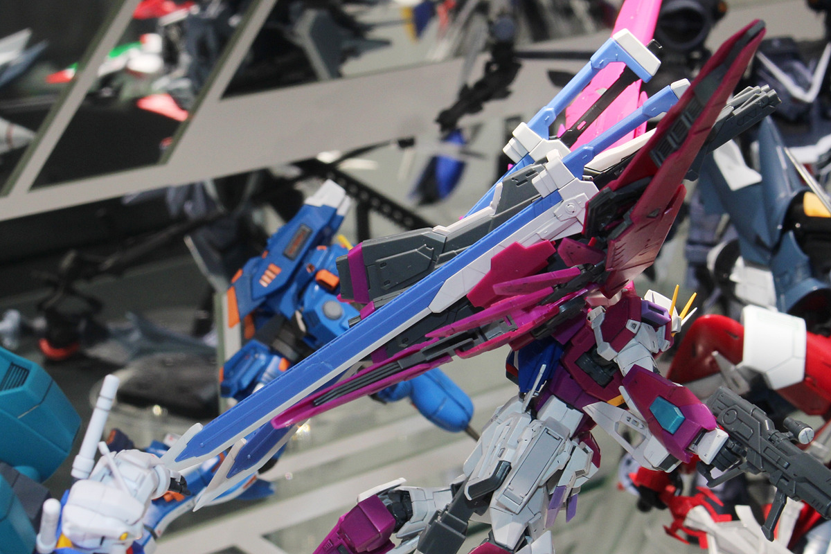 HOBBY Watch on Twitter: "【今週の人気記事】【ガンダムベース撮り下ろし】“運命の翼”を携えた「RG 1/144 デスティニーインパルス」が4月にロールアウト https ...