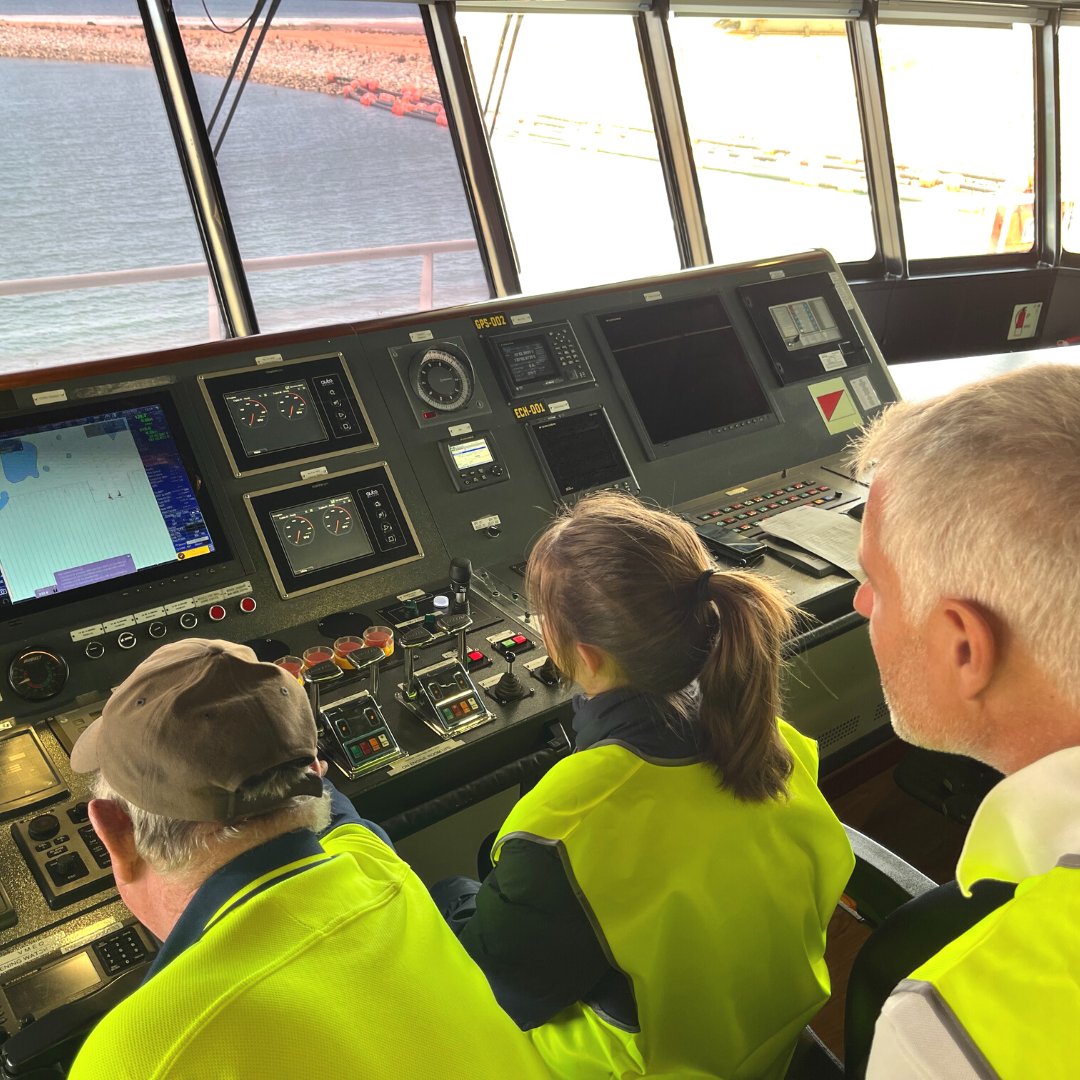 T-Ports | Tranship + Commodities + Global