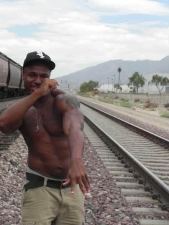 Da Booty Hunter on Twitter: "Sexy street thug"