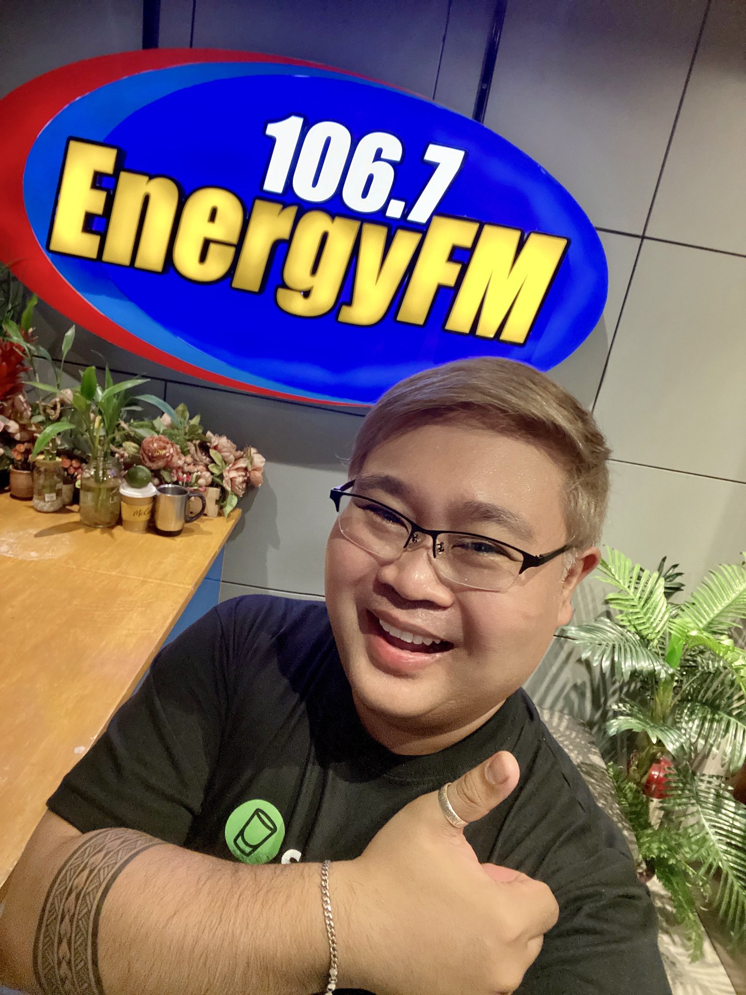 Kuya Chico on Twitter: "Oh wag na magPM! Eto na oh! Andito na ulit akoooohhhh!!! 😂😁😘 Same same ...