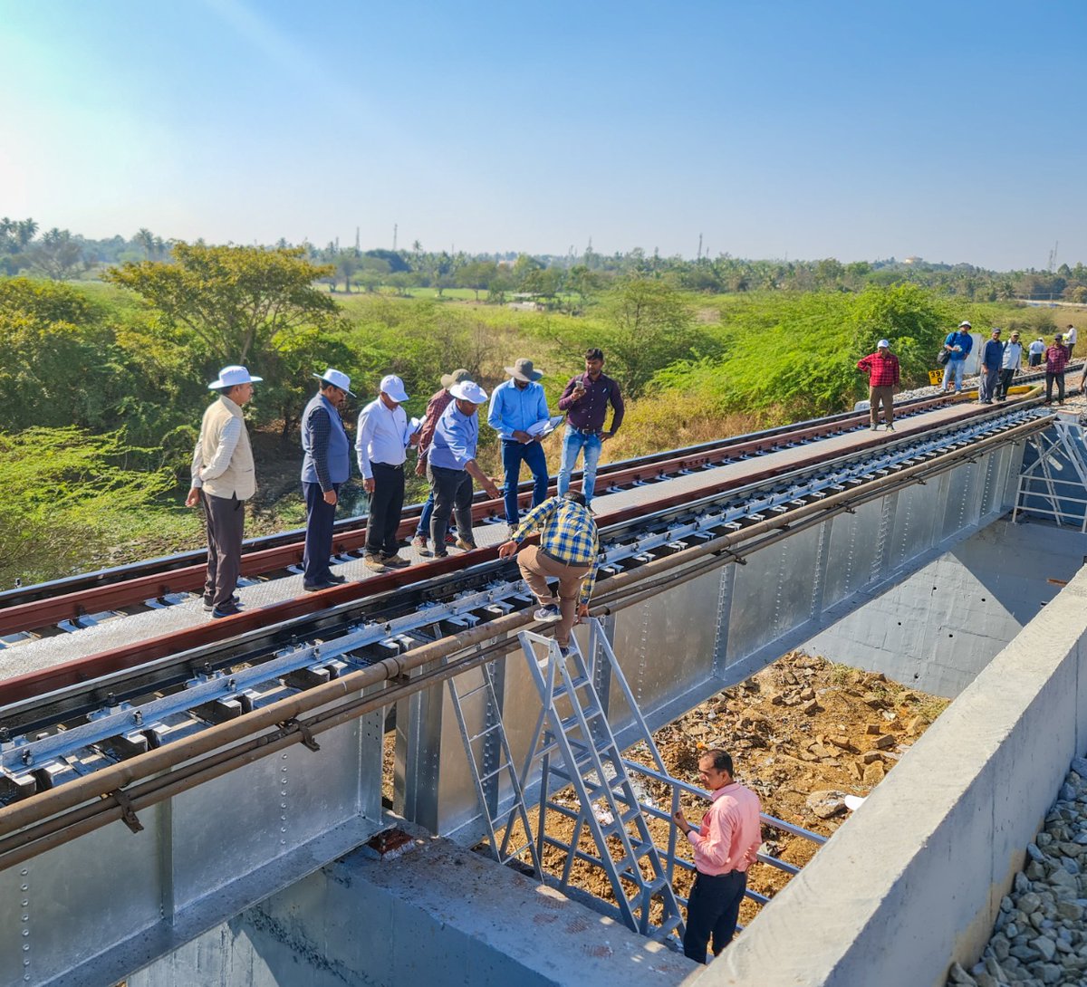 South Eastern Railway on Twitter: "RT @RailMinIndia: Impetus to Rail Infra in Karnataka! The ...