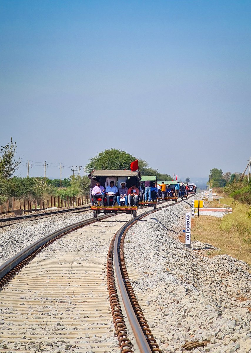 South Eastern Railway on Twitter: "RT @RailMinIndia: Impetus to Rail Infra in Karnataka! The ...