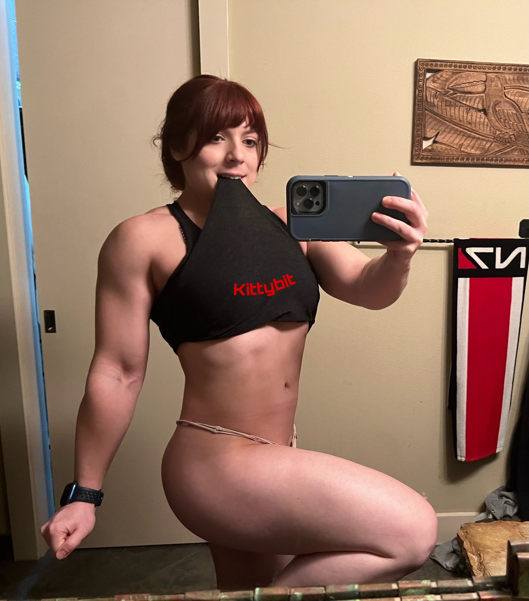 Kitty-Bit Games & Cosplay~ on Twitter: "Happy Monday y’all! Between squats last night on stream ...