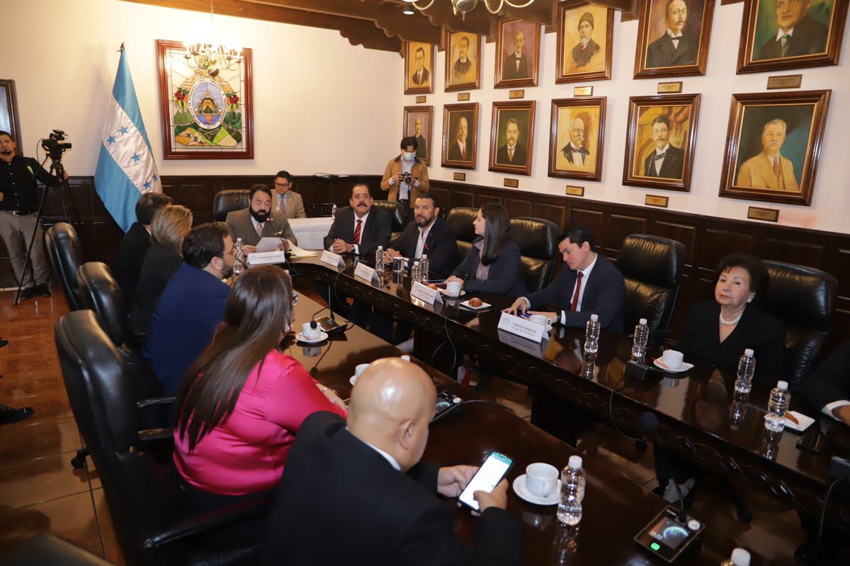 Congreso Nacional De Honduras On Twitter ⚖️ En El Histórico Salón De
