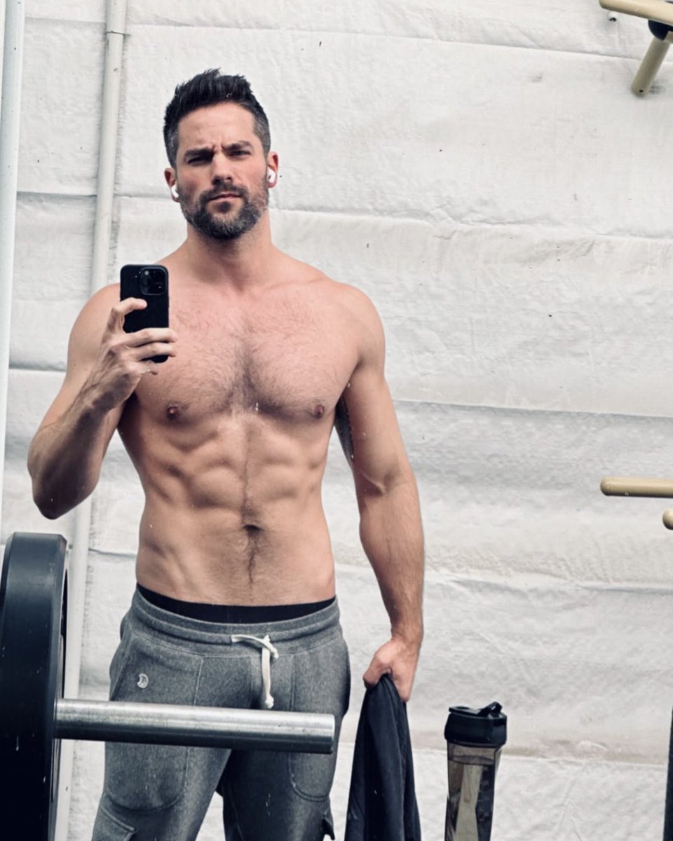 Brant Daugherty Sexy