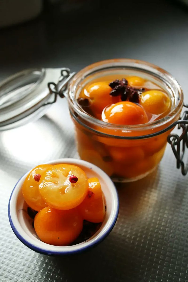 GINZA on Twitter: "甘酸っぱい自家製金柑ピクルスのレシピをご紹介！ビタミンたっぷりで咳や喉の痛みにも効果のある金柑は、冬の体を美味しくケアしてくれます🤝 https ...