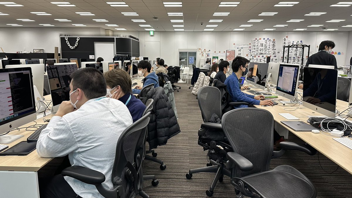 42 TOKYO | 世界26ヶ国展開ソフトウェアエンジニア養成機関 on Twitter: "今日も賑やかです、42Tokyo #42_tokyo"