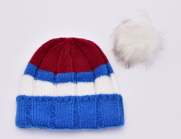 AmiAmi English on Twitter: "🧶Pre-order open!!🧶 Yuru Camp Nadeshiko's Knit Hat (Acros) Order from ...