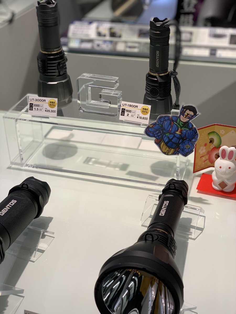 情シスマン＠USEN GATE02【公式】 on Twitter: "おは情ございシス🦸‍♂️🤚 昨日はGENTOSさん(@gentos_official)にお邪魔したぞ ショールームの至る所 ...