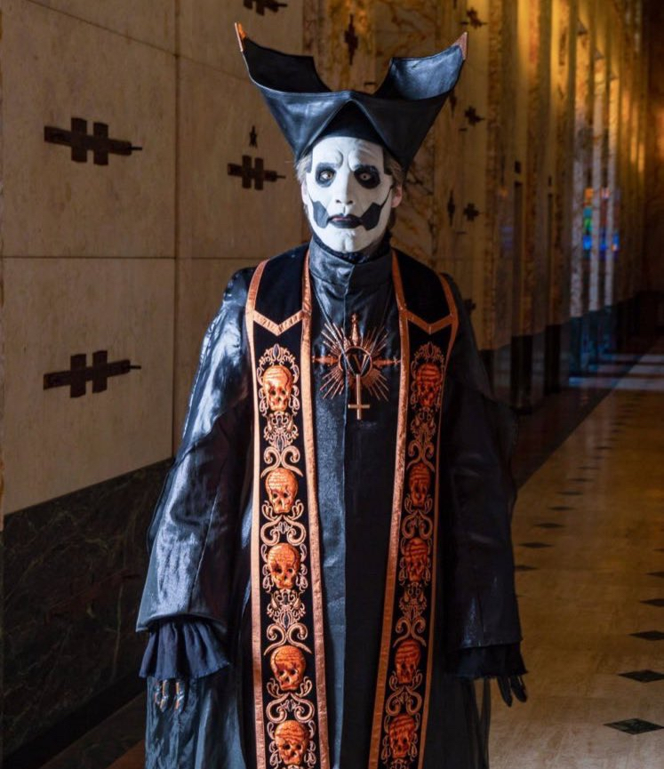 🖤 MRS TERZO EMERITUS🌹 (@terzoprimemover) / Twitter