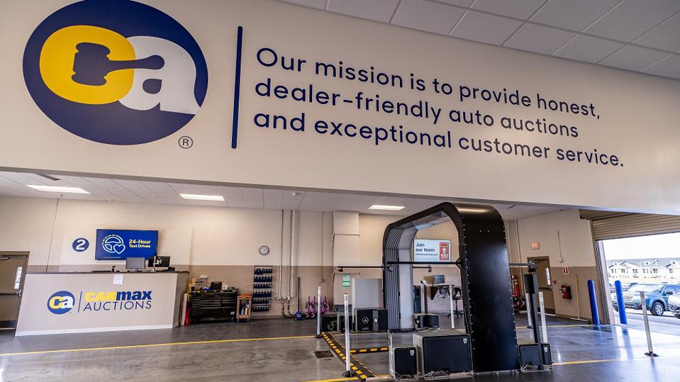 CarMax To Screen Auction Cars With UVeye AI Drive-Through Inspection ...