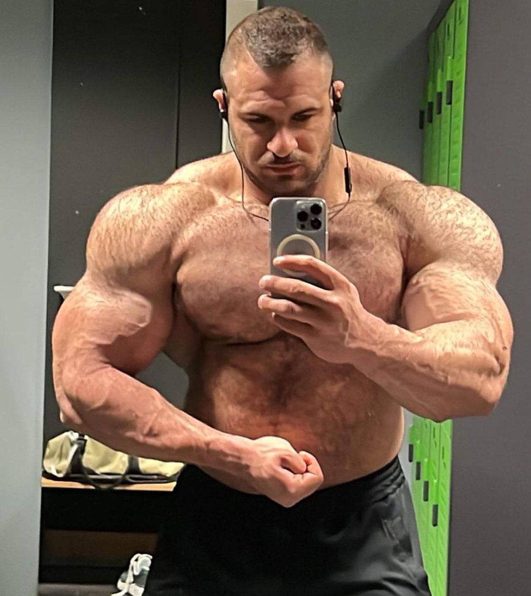 Patrick on Twitter: "Hopefully those that are more knowledgeable than I, can help ID this guy!?!"