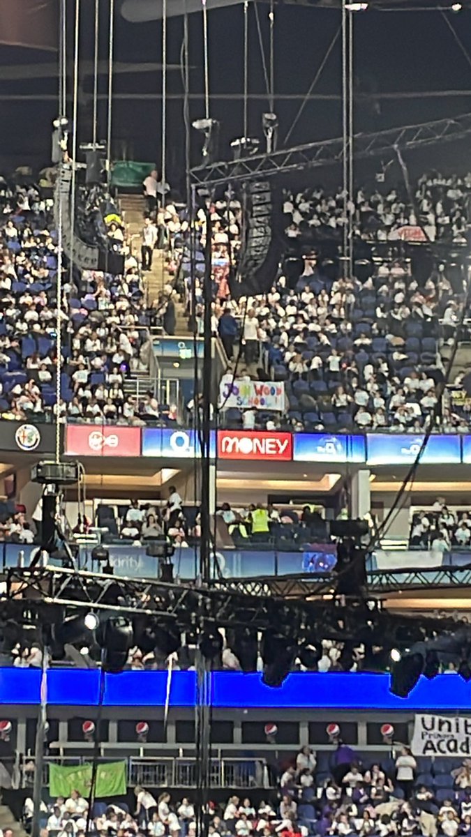 Welcome to Warren Mead School