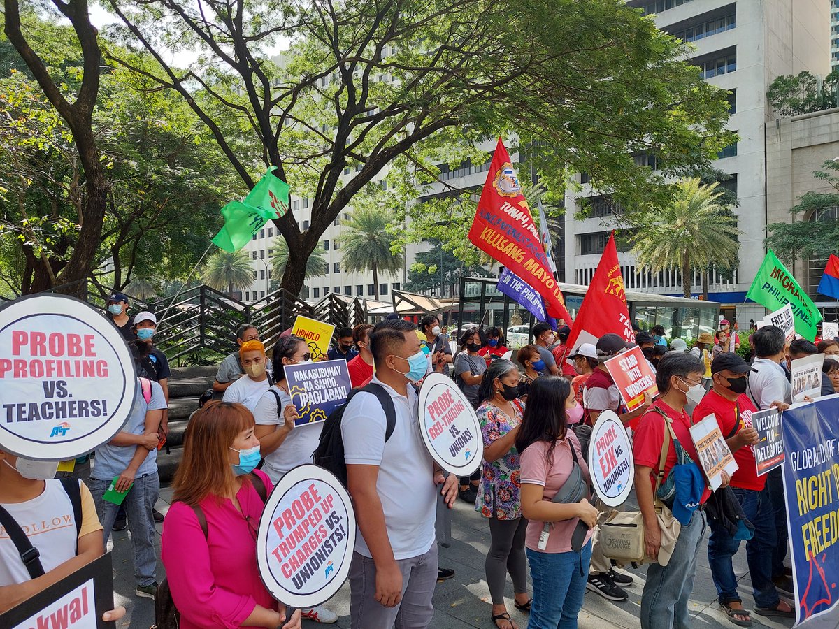 Pinoy Weekly on Twitter: "TINGNAN | Sinalubong ng mga manggagawa ang pagsisimula ng HLTM kahapon ...