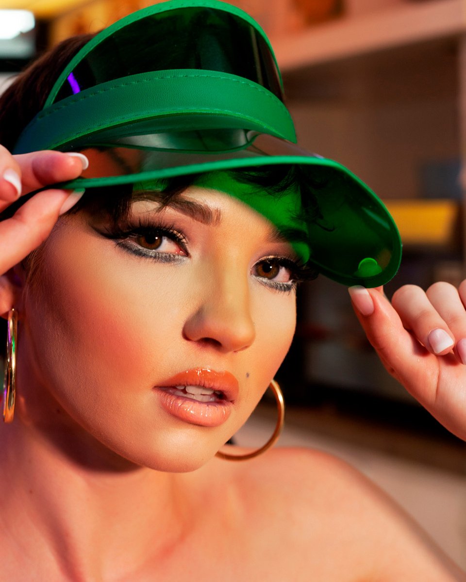 Penthouse México on Twitter: "“¡Fue una gran experiencia! Todos fueron súper dulces y me ...