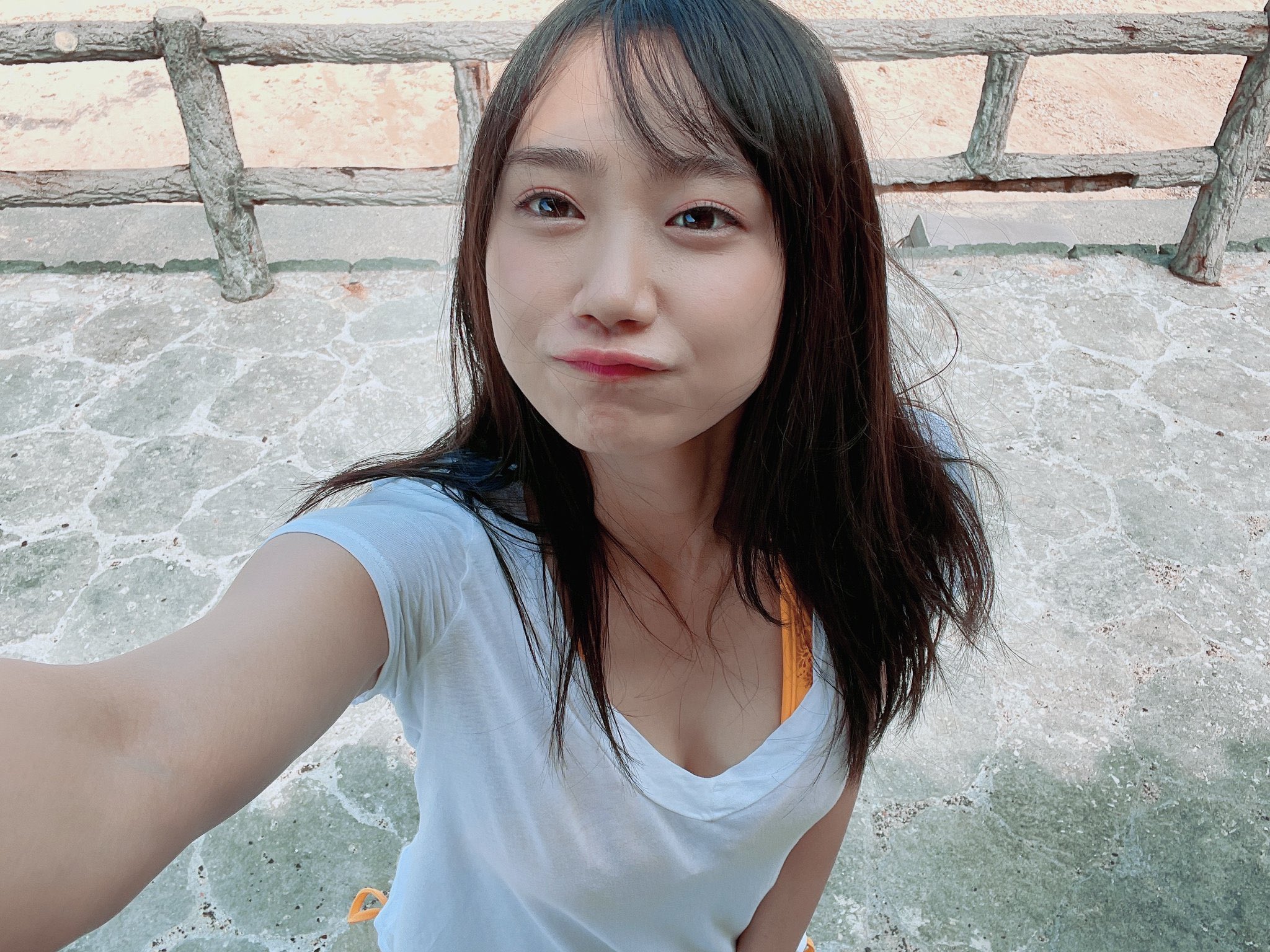 相沢菜々子 / Nanako Aizawa on Twitter: "ありがとうございます😭 「#ナナブンノハチ 」発売記念で 切り抜きしていただきましたー 🥺 @CARPRIMEJPN ...