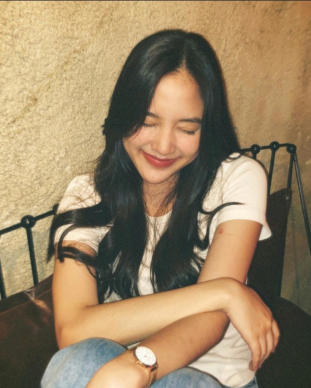 mónica / gap the series on Twitter: "cute as well WHAT THE HELL https://t.co/d3gEPyLUa2" / Twitter