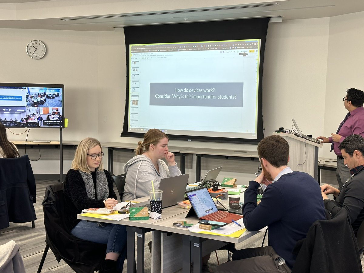 Micro:bit Educational Foundation on Twitter: "RT @RudyChem: What an amazing day with educators ...