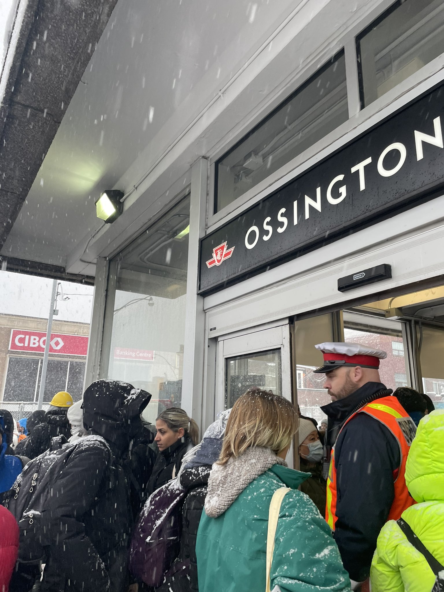 TTC Daily Update on Twitter: "Ossington Station, 01/25/2023 @ 3:30 PM. No service Ossington to ...