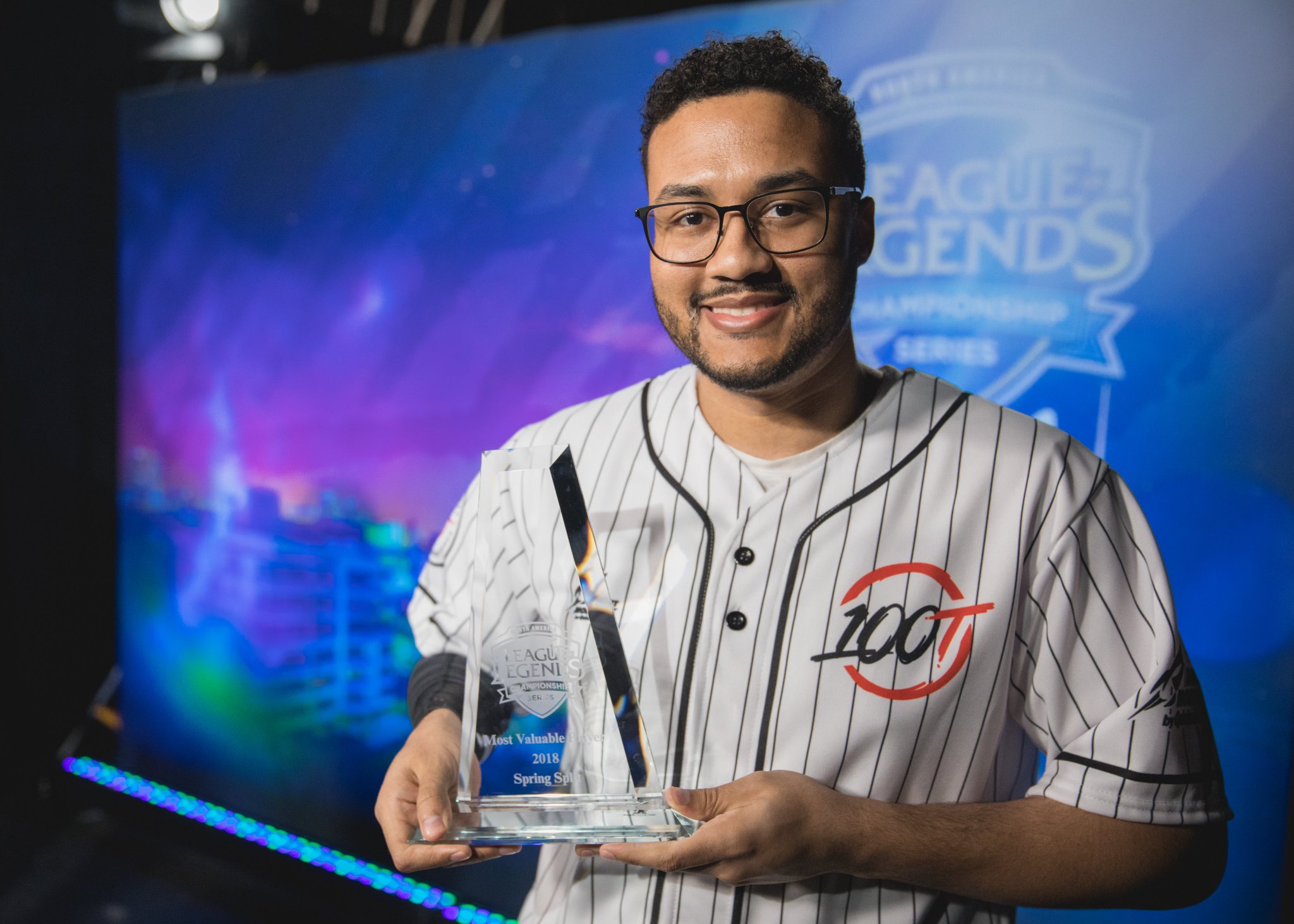 Aphromoo Logo