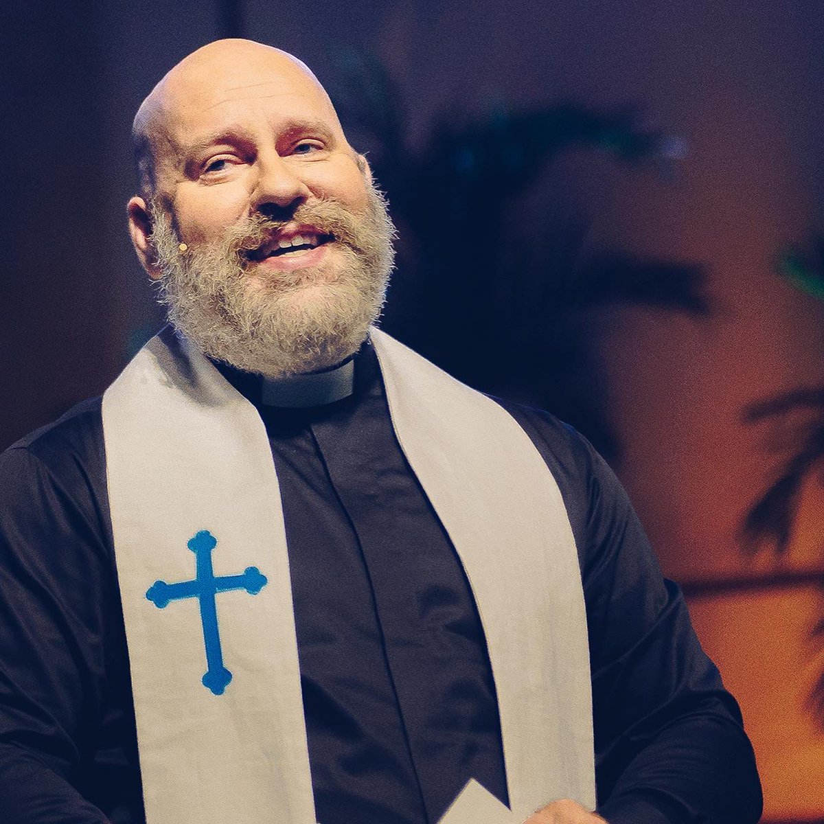 Dr. Kevin M. Young's Threads – Thread Reader App