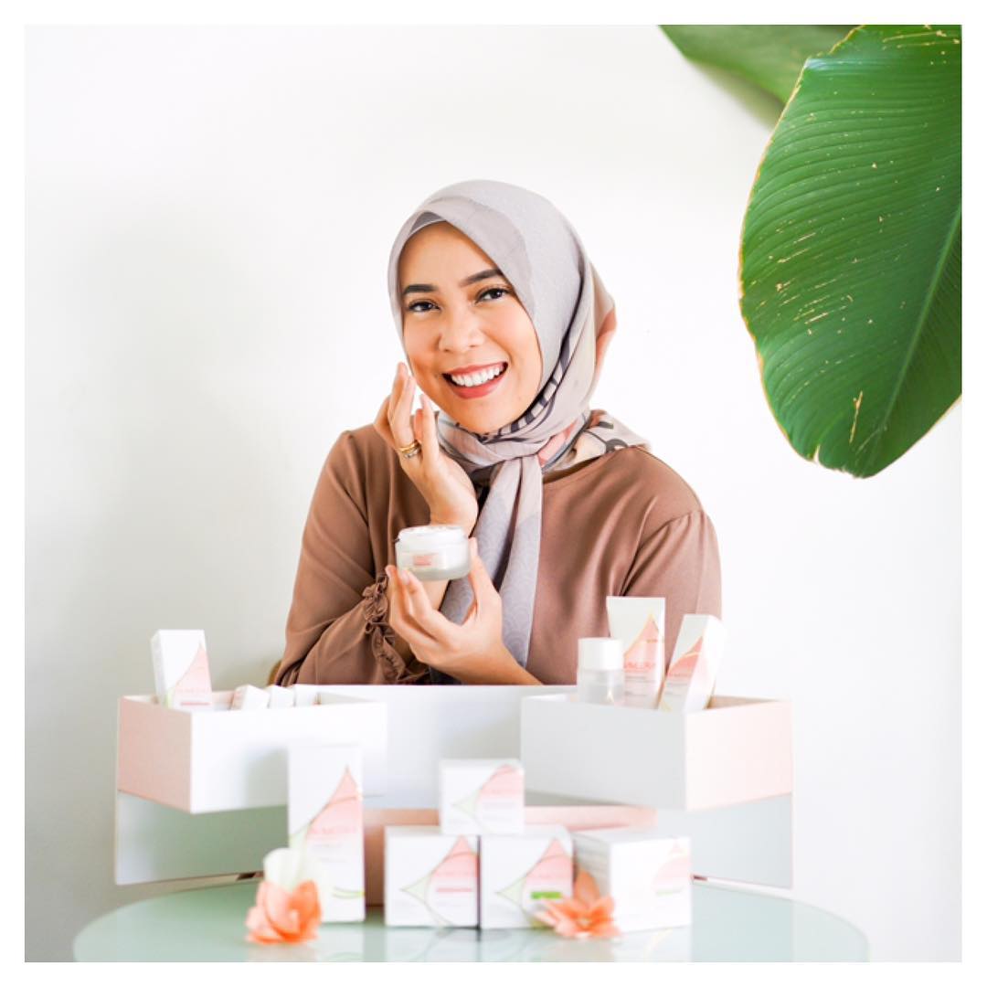 ABF on Twitter: "BaCol : F1tr1 Tr0p1c4 / F1tr0p 💦 Part 33 #bacol #bacolan #bacolanartis #Pejuhin ...