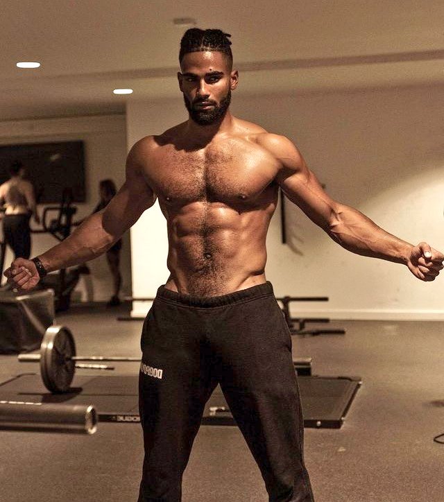 I Ate Shakiras Jam On Twitter Rt Male Celeb Ass Shomari Body ๐๐๐