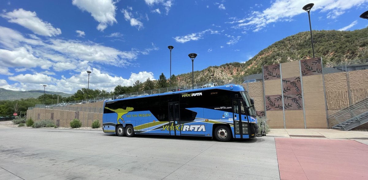 Hayden's Threads – Thread Reader App