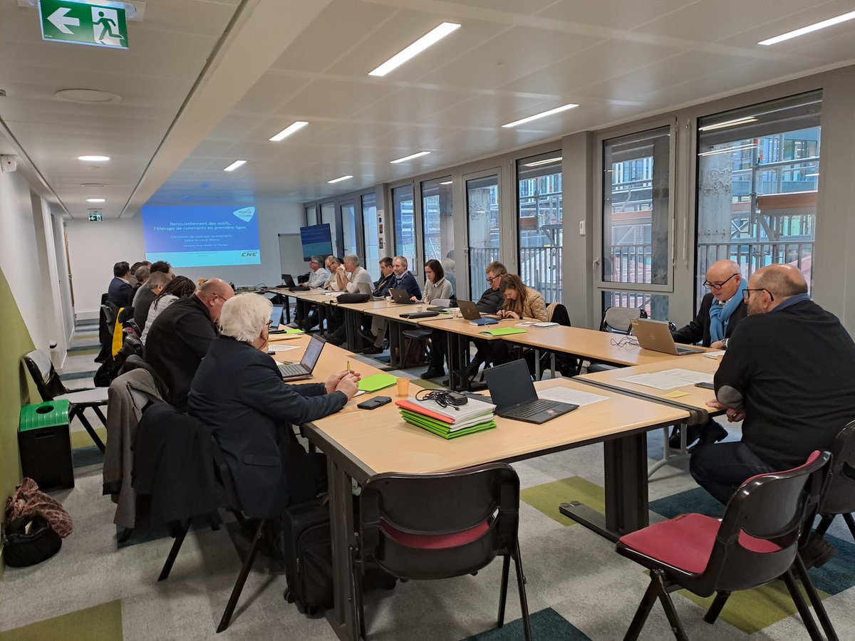 @EleveursChevres : La FNEC arrive enfin sur Twitter ! - FNEC