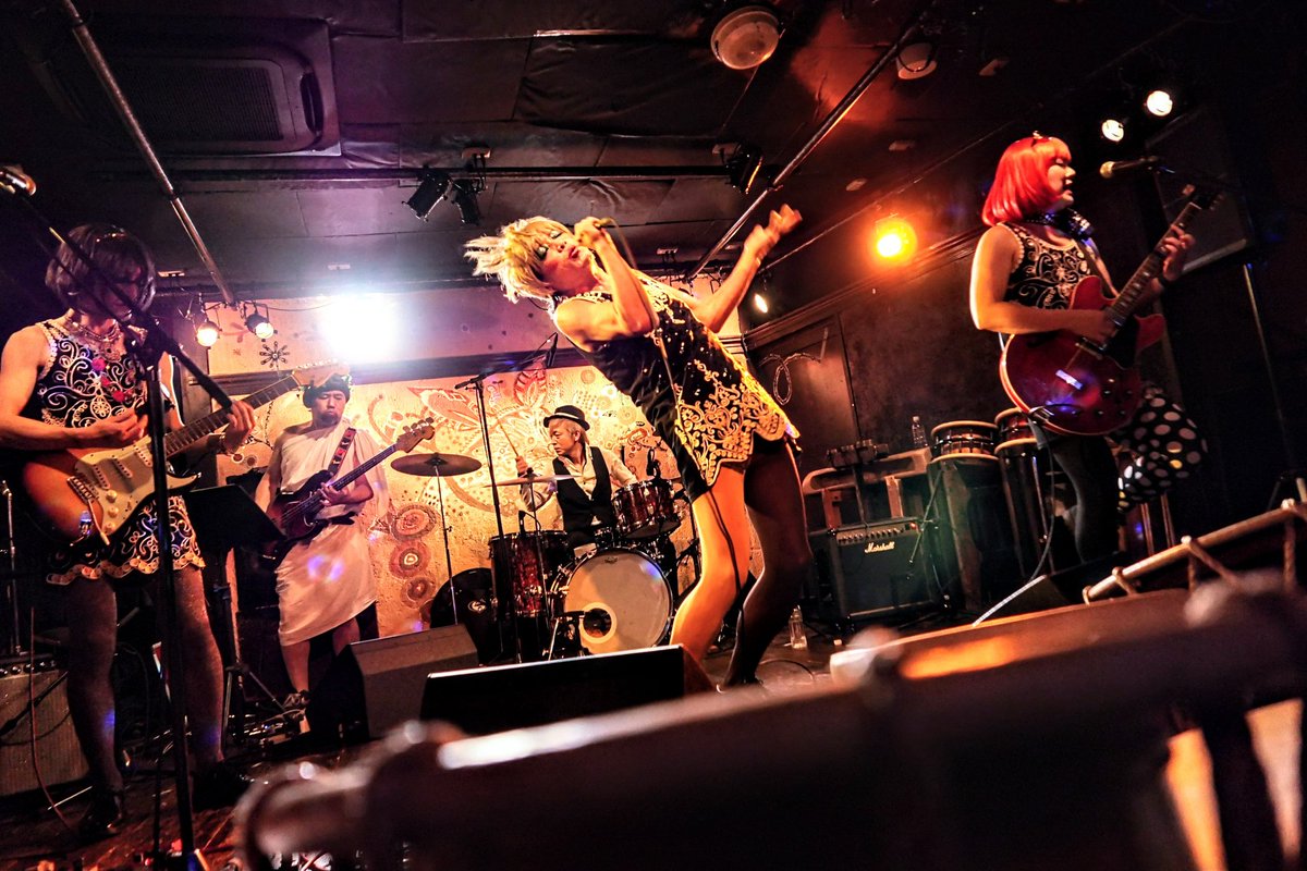新井 洋一 On Twitter あれから時間経ったわりには、ほんのダイジェスト程度の枚数ですが。 あの熱気を思い出すキッカケになれれば 越路姉妹 Gocoo 長岡参