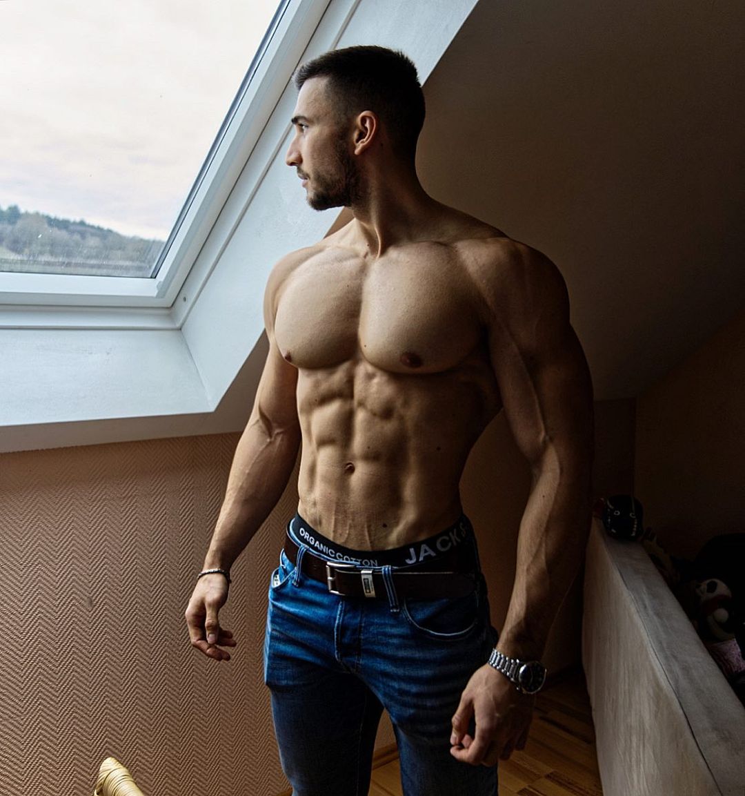 Mikey Mike on Twitter: "RT @BodiesDesired: Ali Mansour"