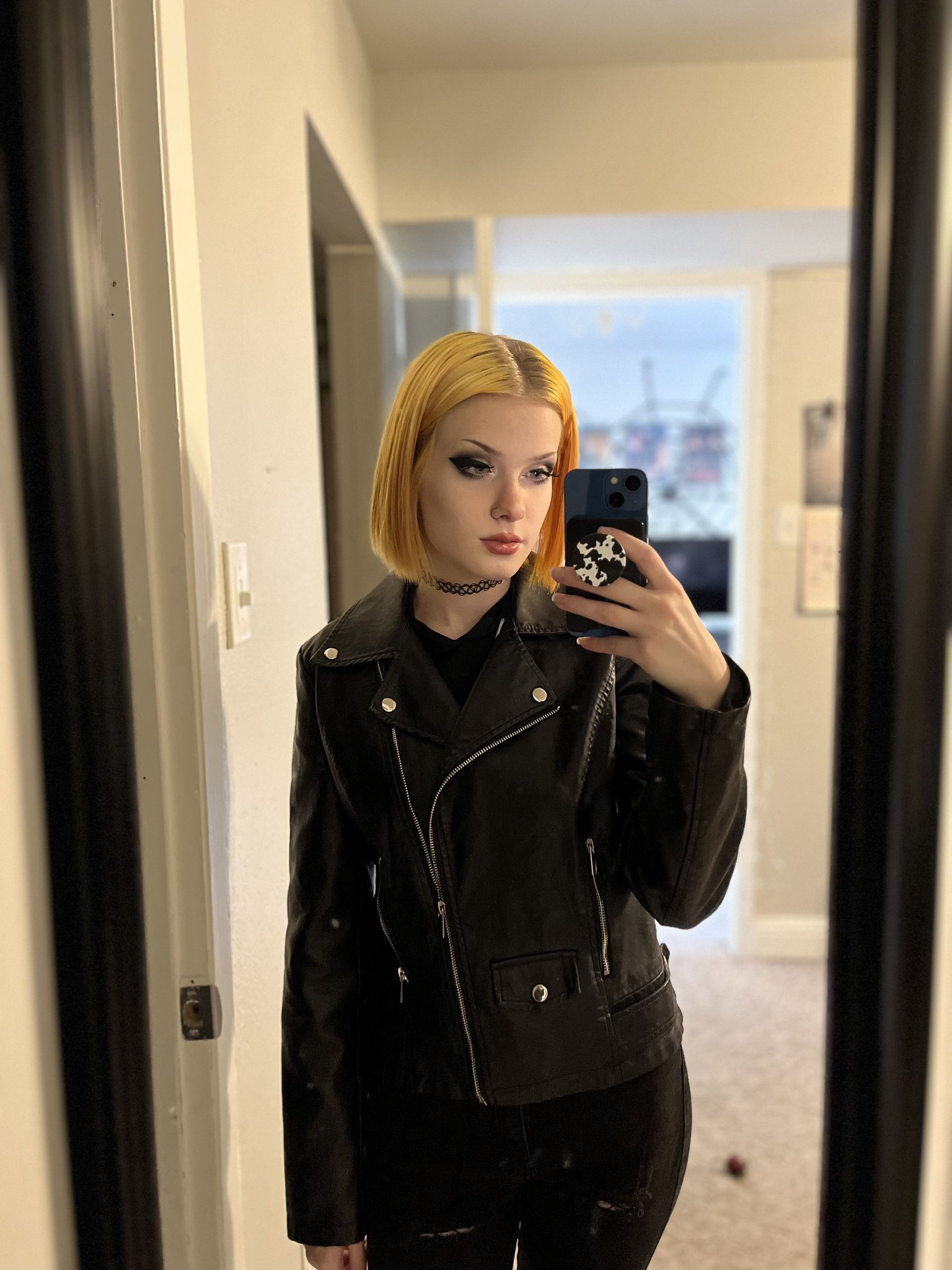 TW Pornstars - 2 pic. 𝕭𝖚𝖓𝖓𝖎 𝕷𝖞𝖓𝖓. Twitter. i always get ready to leave ...