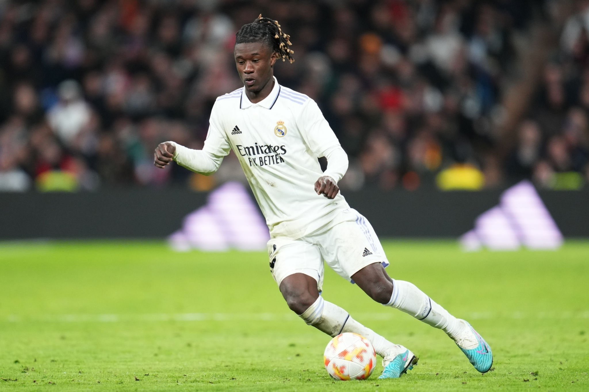 TC on Twitter: "Camavinga vs Atletico: • 79 passes (91%) • 14 ball retrievals • 12/14 duels won ...