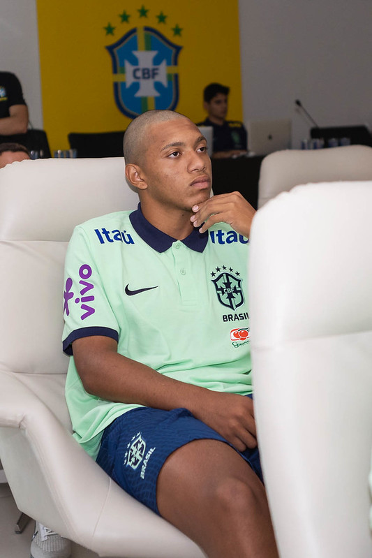 Flamengo Base on Twitter: "O goleiro Caio Barone, o lateral-direito Daniel Sales, o atacante ...